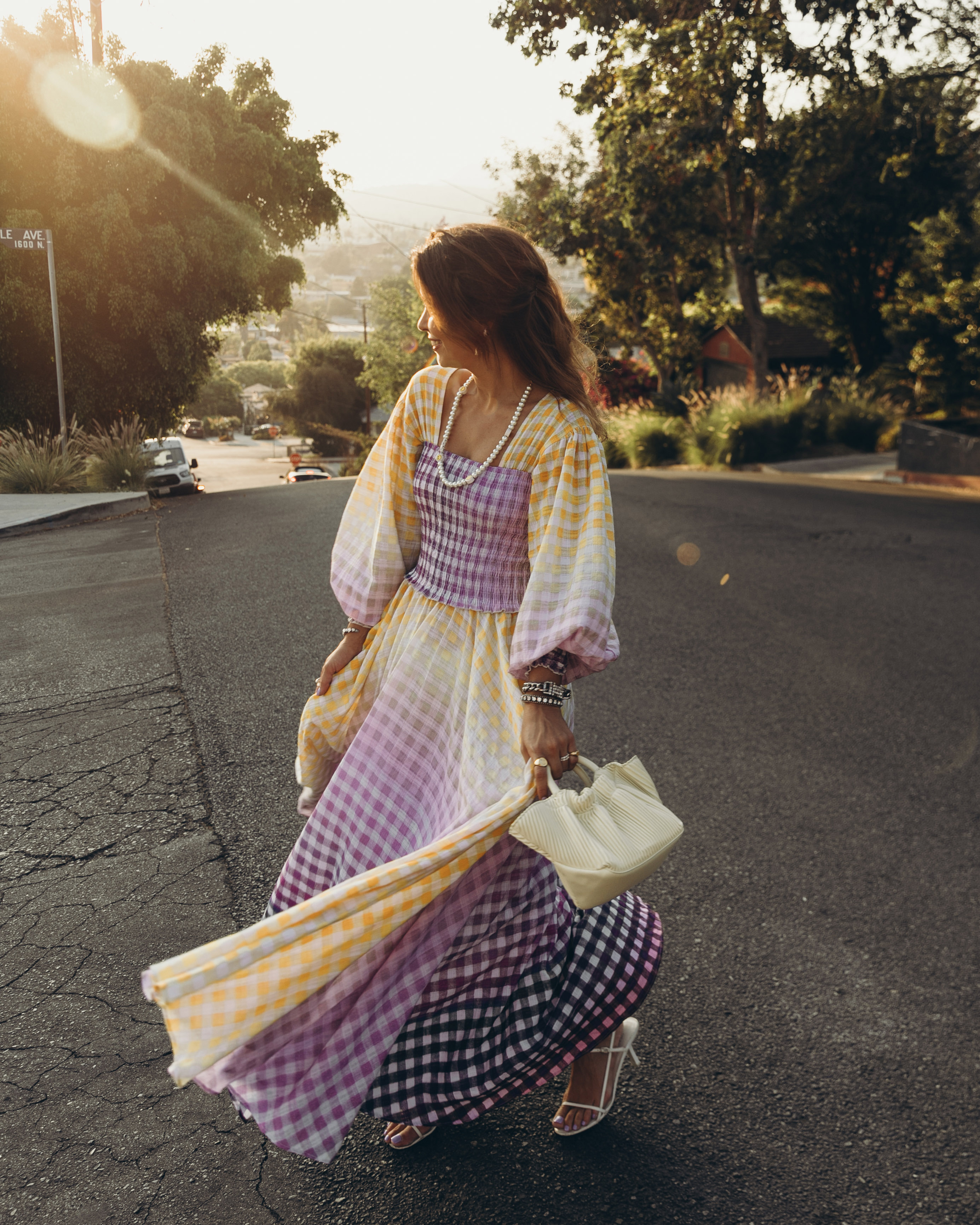 A summer dress full of color | Collage Vintage